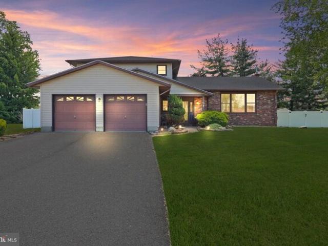 Ray Dwier Dr, Hamilton, Home For Sale