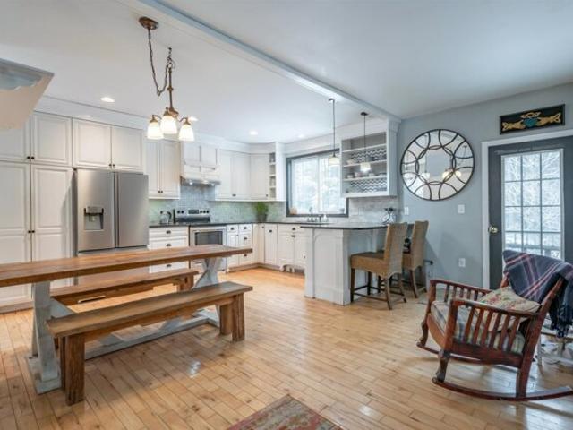 Raymond Rd, Deerfield, Home For Sale