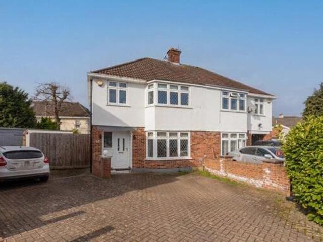 Raymond Road, Langley, 3 Bedroom Semi detached