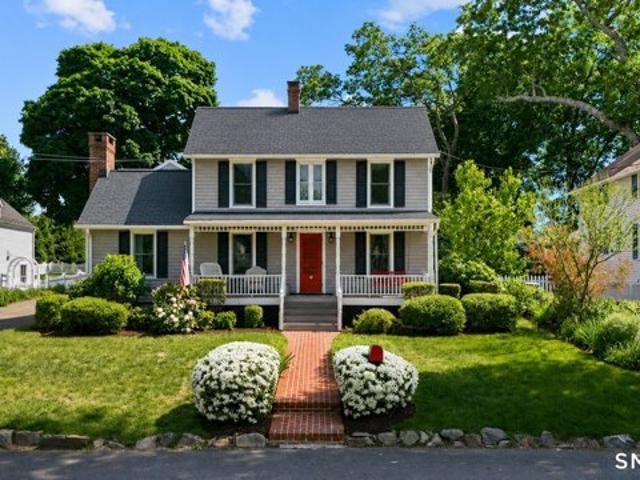 Raymond St, Darien, Home For Sale