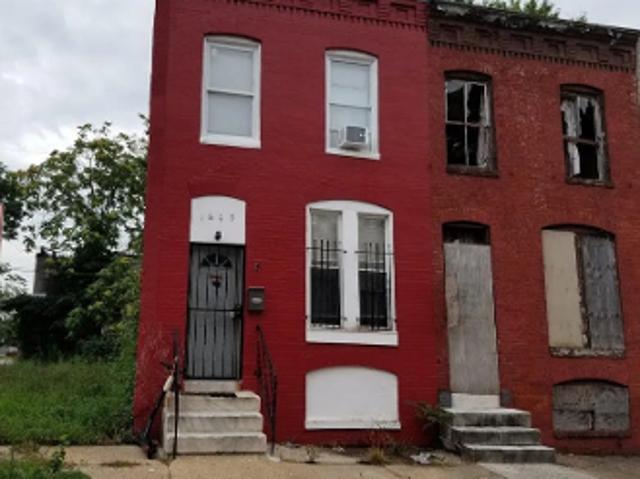 Rayner Ave
