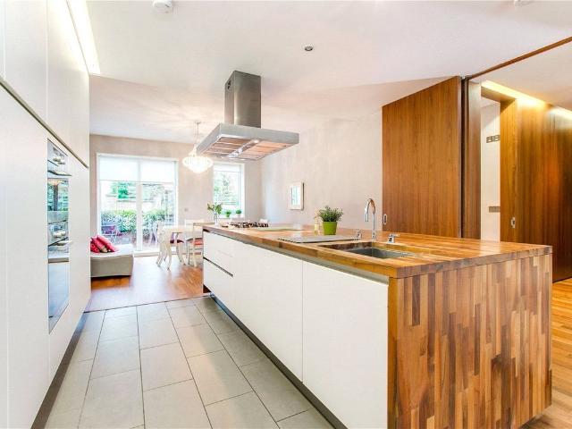 Rayners Road, Putney SW15, 2 bed flat to rent, £3,250 pcm | PrimeLocation