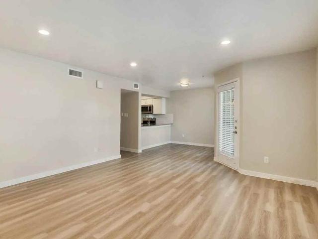 Rayside Residences 1 Bedroom Apartment for Rent at 4358 Point Blvd, Garland, TX 75043