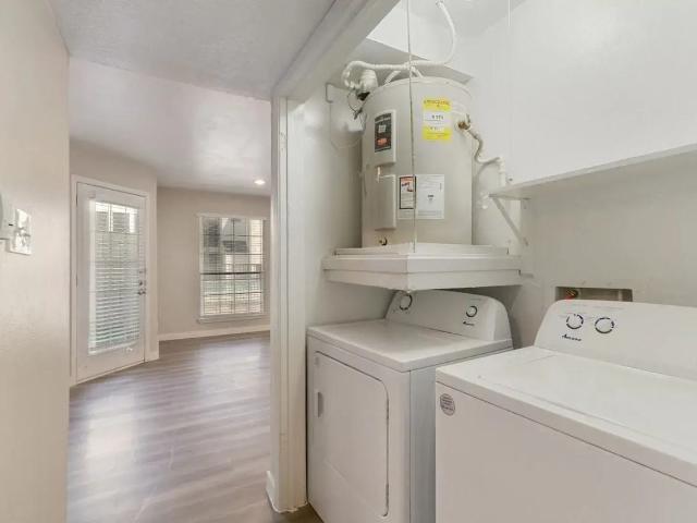 Rayside Residences 1 Bedroom Apartment for Rent at 4358 Point Blvd, Garland, TX 75043