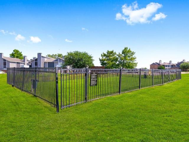 Rayside Residences 2 Bedroom Apartment for Rent at 4358 Point Blvd, Garland, TX 75043