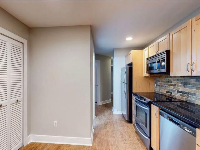 RAZ LLC 2 Bedroom Apartment for Rent at 1438 Fairmont St Nw, Washington, DC 20009 Columbia Heights