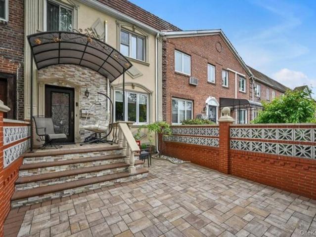 Rd Ave, Kew Gardens Hills, Home For Sale