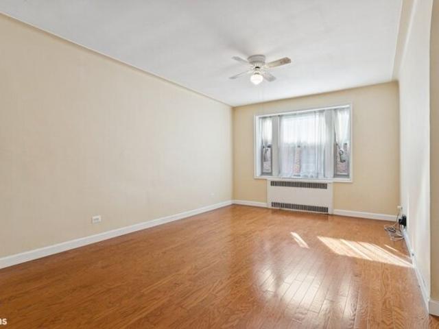 Rd Rd Unit N, Queens, Home For Sale