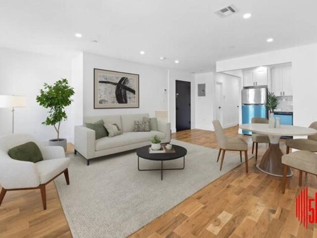 Rd Rd, Springfield Gardens, Home For Sale