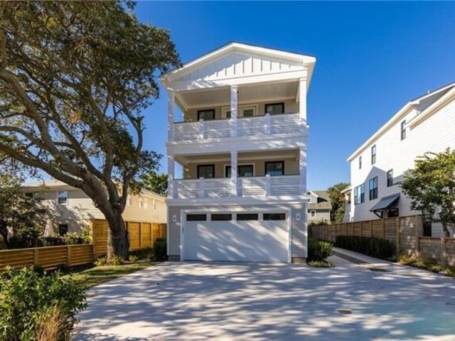 Rd St Unit A, Virginia Beach, Condo For Sale