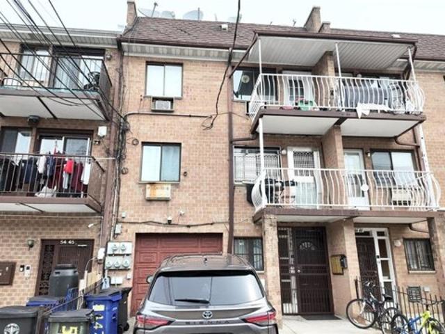 Rd St, Elmhurst, Home For Sale