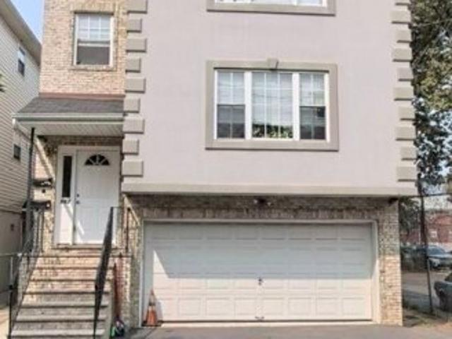 Rd St, Newark, Home For Sale