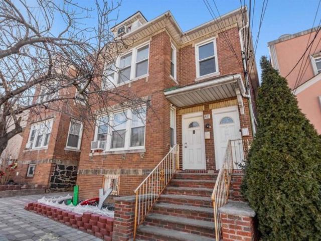 Rd St, North Bergen, Home For Sale