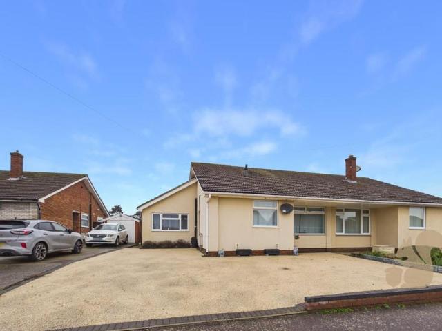 Remus Close, Colchester 4 bed semi detached bungalow to rent £1,950 pcm £450 pw