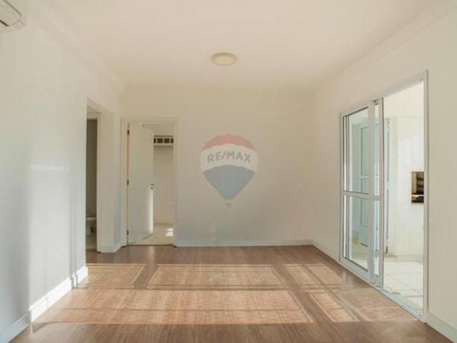 RE/MAX vende Apartamento 91 m², com 3 quartos sendo 1 suíte, 02 vagas cobertas, lavabo e varanda g