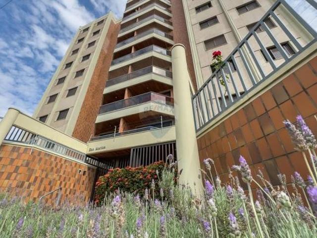 RE/MAX Vende apartamento 3 quartos 1 suíte 128m² Vila Embaré Valinhos SP R$797.000,00