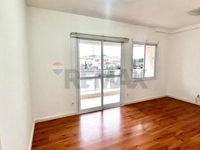 REMAX VENDE apartamento com 67 m² 2 suítes, living para 2 ambientes, varanda gourmet com churrasquei