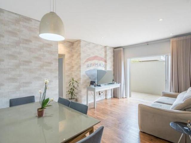 RE/MAX vende Apto Garden 141 m², 2 suítes, lavabo, cozinha equipada, 2 vagas, depósito, com planejad