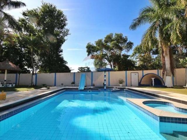 RE/MAX VENDE Casa com 5 dormitórios, 750m AC R$ 1.714.900 Condomínio Manège Residence Vale da