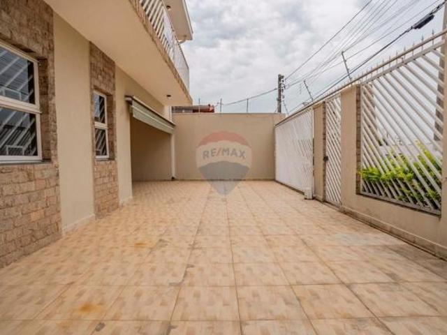 RE/MAX Vende Casa Residencial / Comercial 312m², R$1.280.000 I 4 Dormitórios, 4 Salas, 2 Suítes e cl