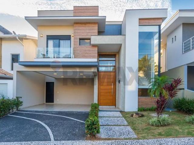 RE/MAX Vende Casa 300m² Roncáglia, Valinhos R$ 1.879.000,00 3 Suítes c/ Closet, 5 Banheiros, Pisci