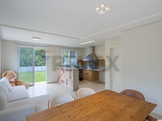 RE/MAX VENDE CASA, 329M², R$ 2.495.000 4 SUÍTES, 4 VAGAS E ÁREA GOUMET JD.PAULISTA II, VINHE