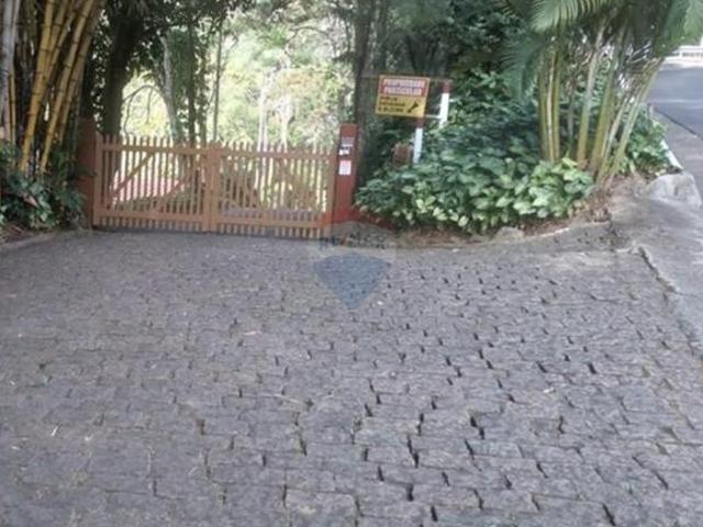 RE/MAX VENDE Separadamente Fazenda e Sítios em Serra Negra 62,89 hectares 7 casas 2 lagos e nasce
