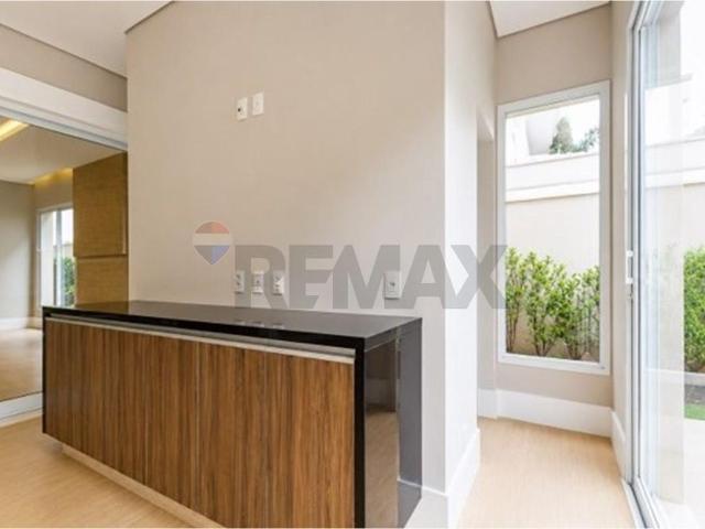 RE/MAX ALUGA CASA NO ALPHAVILLE DOM PEDRO 14 SUÍTES