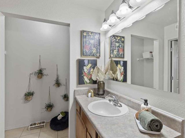Remington Amarillo Apts 2 Bedroom Apartment for Rent at 8801 Tarter Ave, Amarillo, TX 79119