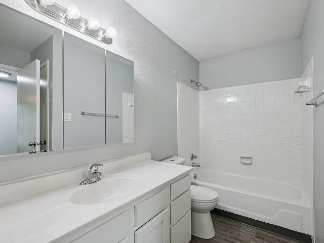 Remington Place 2 Bedroom Apartment for Rent at 1440 W Kemper Rd, Forest Park, OH 45240 Forest Park