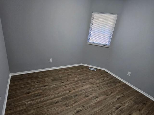 Remodeled 2 & 3 apartments 3 Bedroom Apartment for Rent at 1102 E Colorado Ave, Urbana, IL 61801