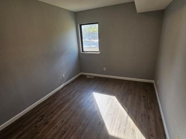 Remodeled 2 & 3 apartments 4 Bedroom Apartment for Rent at 1102 E Colorado Ave, Urbana, IL 61801