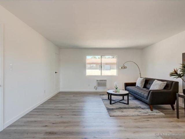 Remodeled _BR Apartment!