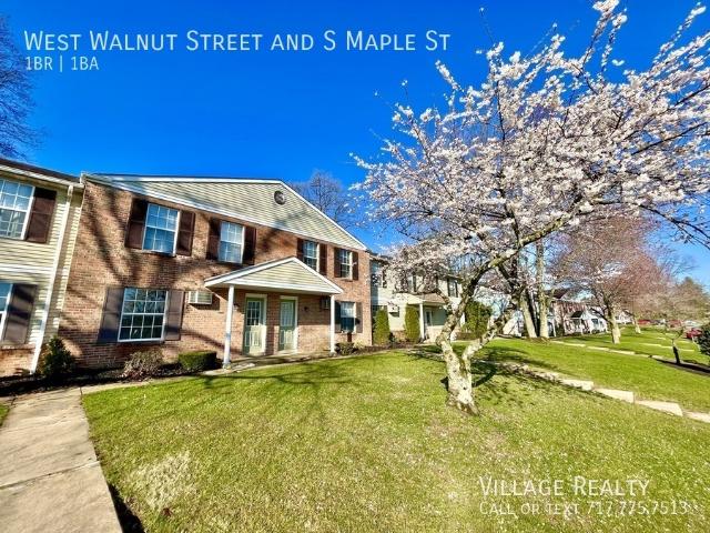 Remodeled! Few steps! Roomy 1 Bed with On Site Laundry & Off Street Parking!