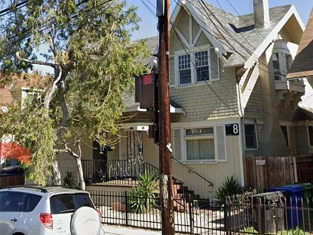 Remodeled Private Room in 5BDBA Home Near USC — $