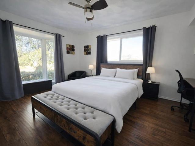Remodeled Texas Ranch Style Home in Oak Cliff ar