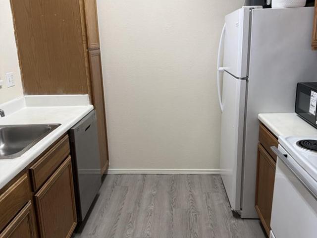 Rent my apartment. No security deposit !