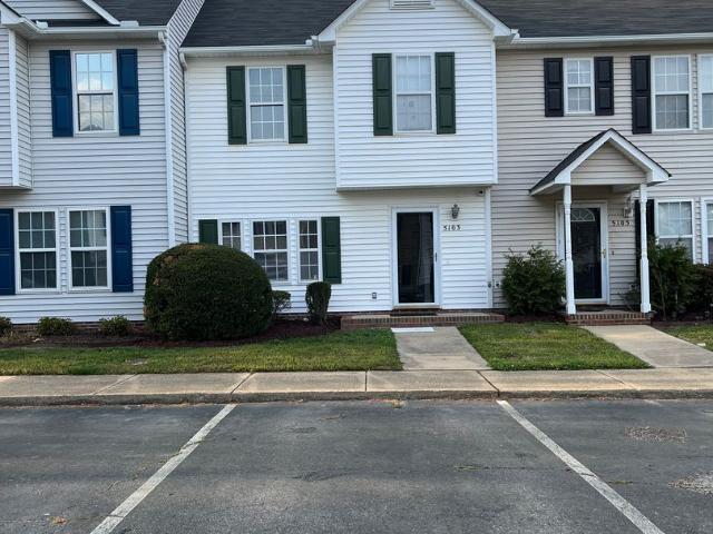Rent Ready 2 Bed Suite Townhome, Private Fenced Backyard, Available NOW!