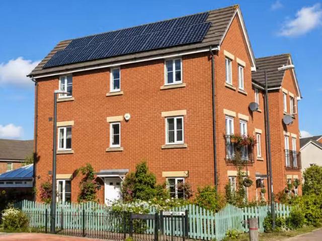 Rental! 3 BA 4 bedroom end of terrace house for rent in Wordsw.
