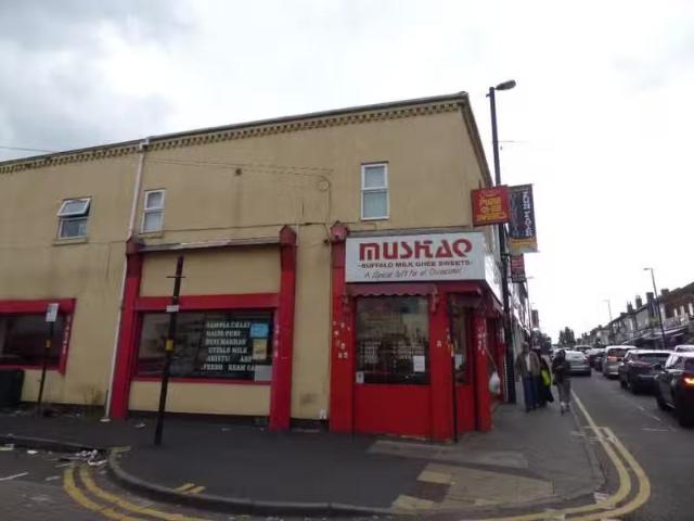 Deal! 3 bedroom flat for rent in Alum Rock Road, Birmingham, B8