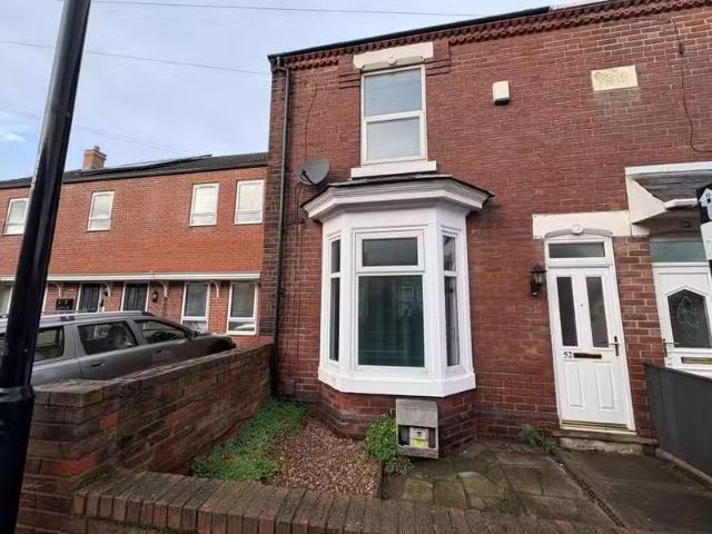 Charming 3 bedroom house for rent in Cooke Street, Bentley, DO.
