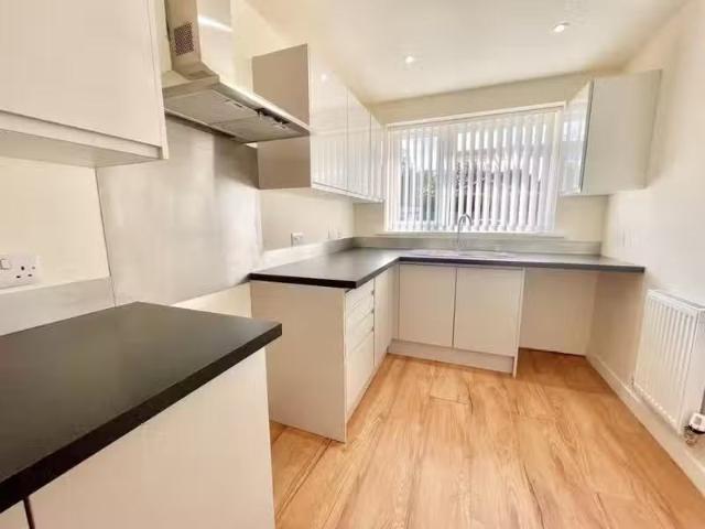 Charming 3 bedroom semi detached house for rent in Watts Road.