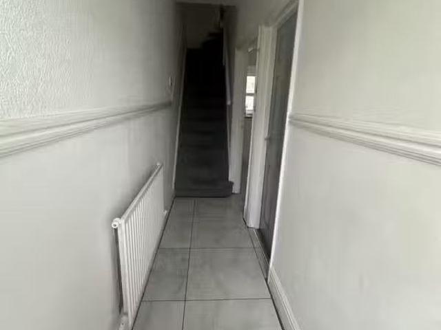 Unique 3 bedroom terraced house for rent in Park Place, Troedy.