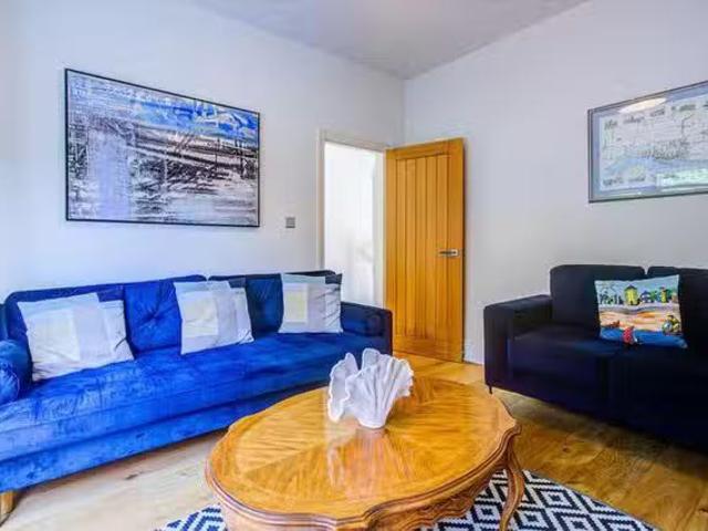 New 3 BR the broadway
