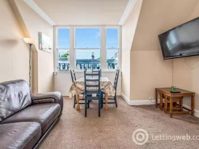 Charming 3 BR Property to rent in Coates Gardens, West End, Ed.