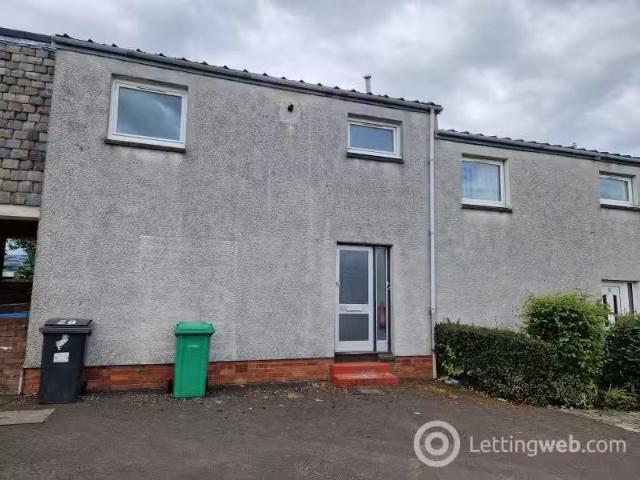 For Rent! 3 BR Property to rent in Forrest Street, St. Andrews.