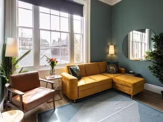 Rental! 3 BR Sugnall Street
