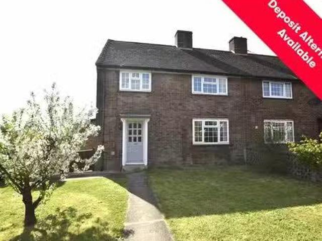 Deal! 1 BA 4+ bedroom house to rent in Hillfield Road, Dunton.