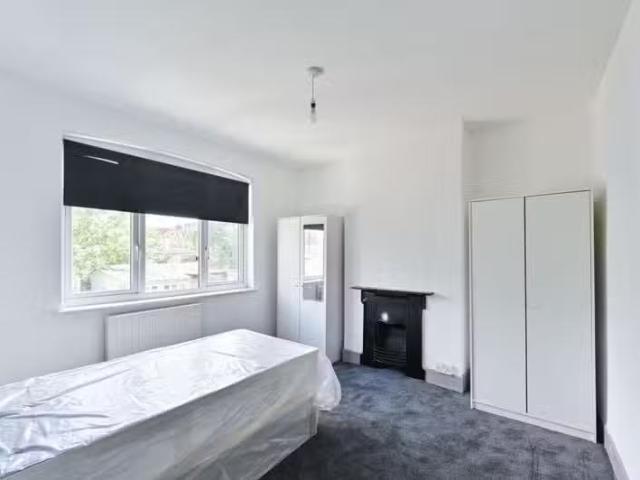 Nice 1 BA 4 bedroom semi detached house for rent in St Barnaba.
