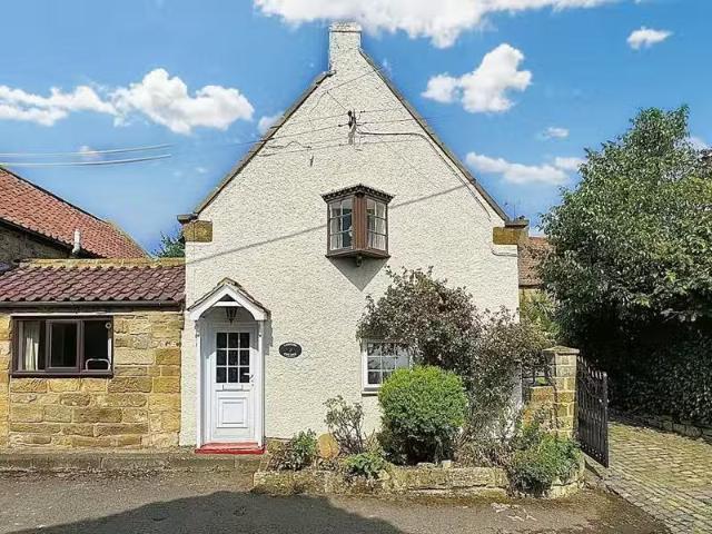 Charming 1 BA 1 bedroom cottage for rent in Cross Lane, Ingleb.
